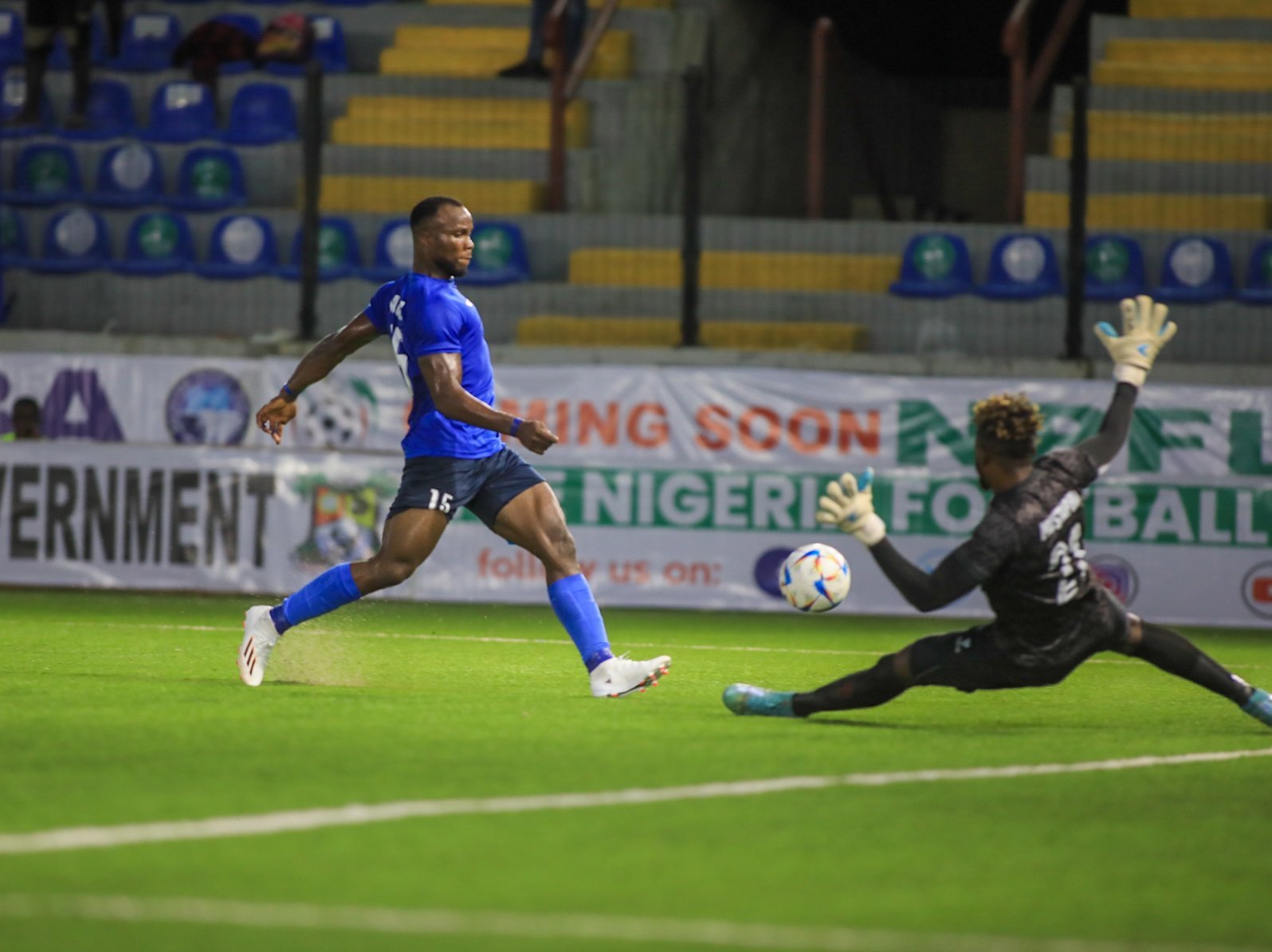 Sunshine Stars 0-3 Enyimba: Mbaoma, Cooper fire Enyimba to commanding ...